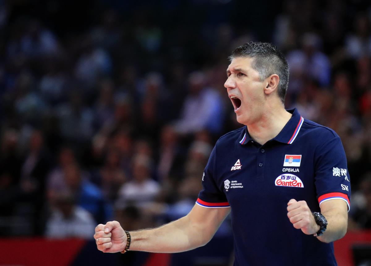 BOBA KOVAČ NEMA MIRA U BERSIJU: Pogledajte kako selektor Srbije bodri ...