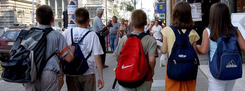 Đilas: Đaci, više se igrajte, manje učite! | Kurir