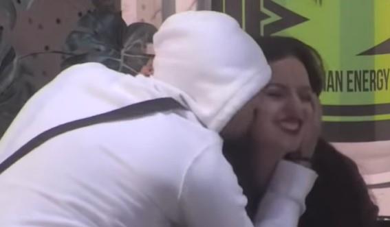 Miona i Stanislav se ljube | Kurir