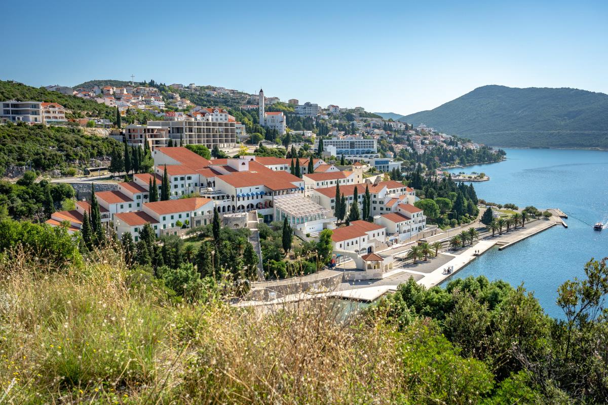 Letovanje bez bankrota: Svi beže iz preskupe Hrvatske u ovaj grad na ...