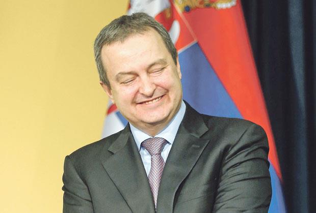 OPET SE NADA FOTELJI: Dačićevi već rezervisali avio-karte za naredne ...