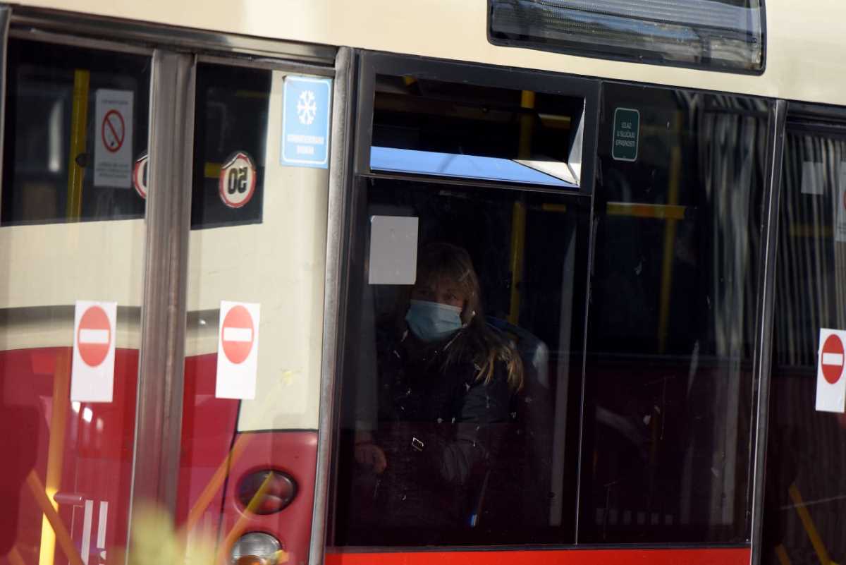 POSLE VELIKE TRAGEDIJE U ZEMUNU: Uhapšen vozač autobusa koji je pregazio mališana (4) | Kurir