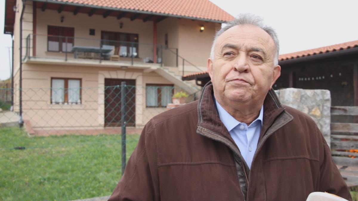 UGLEDNI SRPSKI VIRUSOLOG DRAGAN ROGAN: Vakcina je spas za sve, ako ...