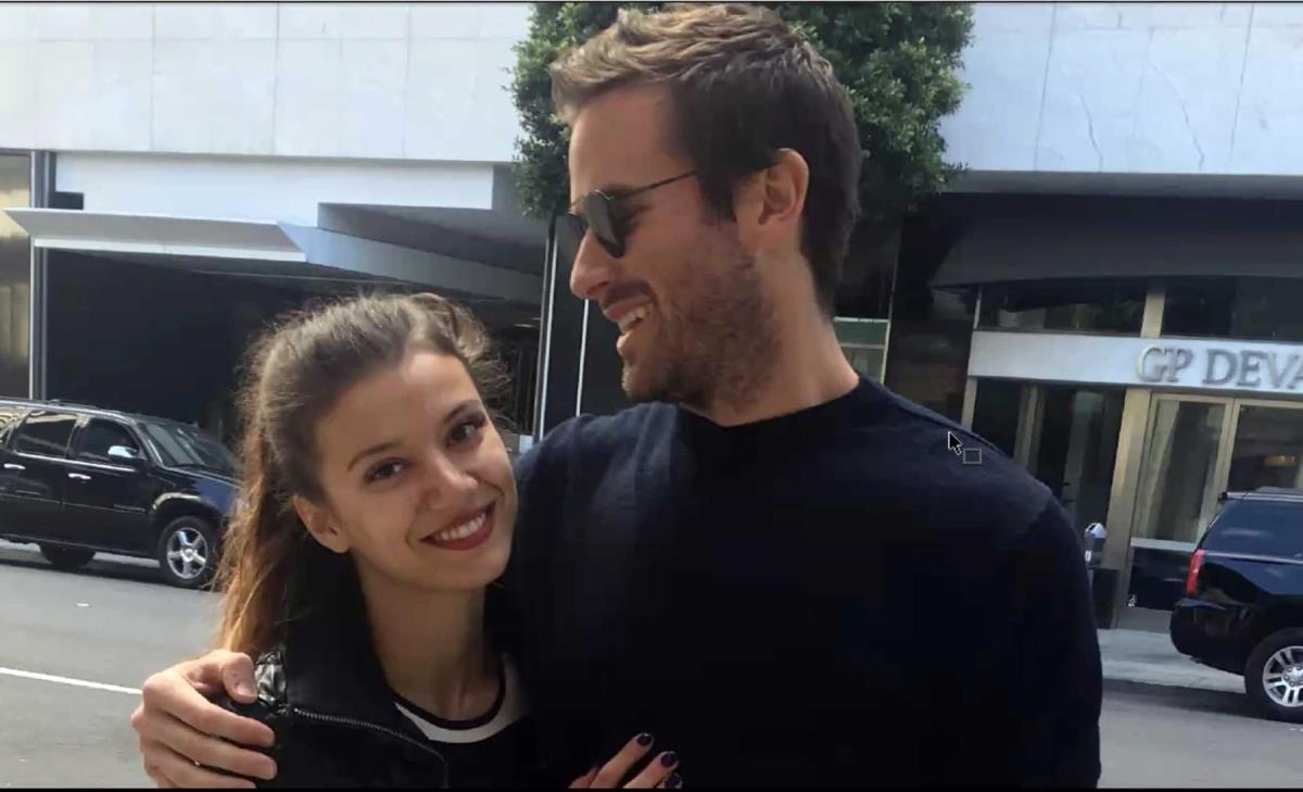 Glumac Armi Hamer želeo da gleda kako mu siluju devojku | Kurir