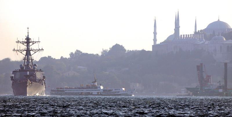 TURSKA ZABRANILA PROLAZ BRITANSKIM BRODOVIMA: Minolovci namenjeni za ...