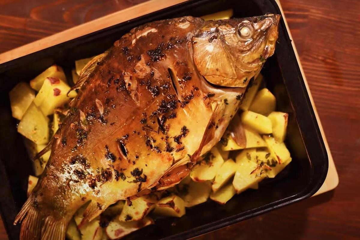 UKUSAN RECEPT ZA VELIKI PETAK! Pijani šaran gotov za 20 minuta: A ovo ...