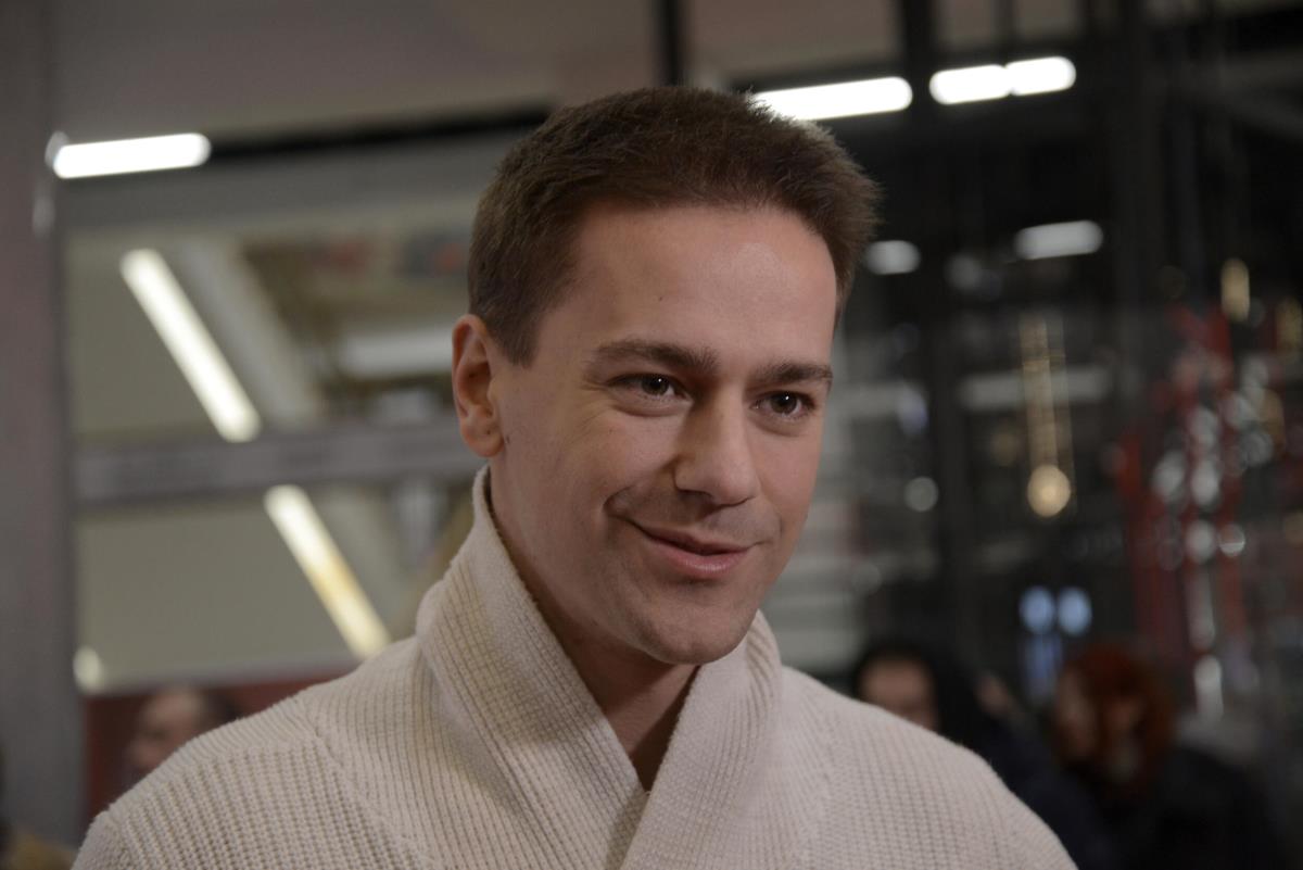 GLUMCI BEZ DIPLOME: Luka Raco je ekonomista i maneken, a njih publika ...