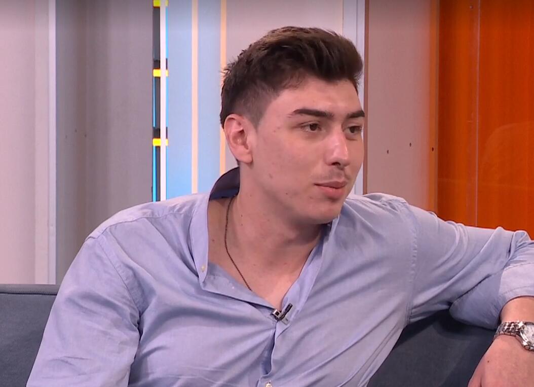 "Bodrila me je i iz bolnice" Pevač ispričao sve o svom najvećem bolu ...