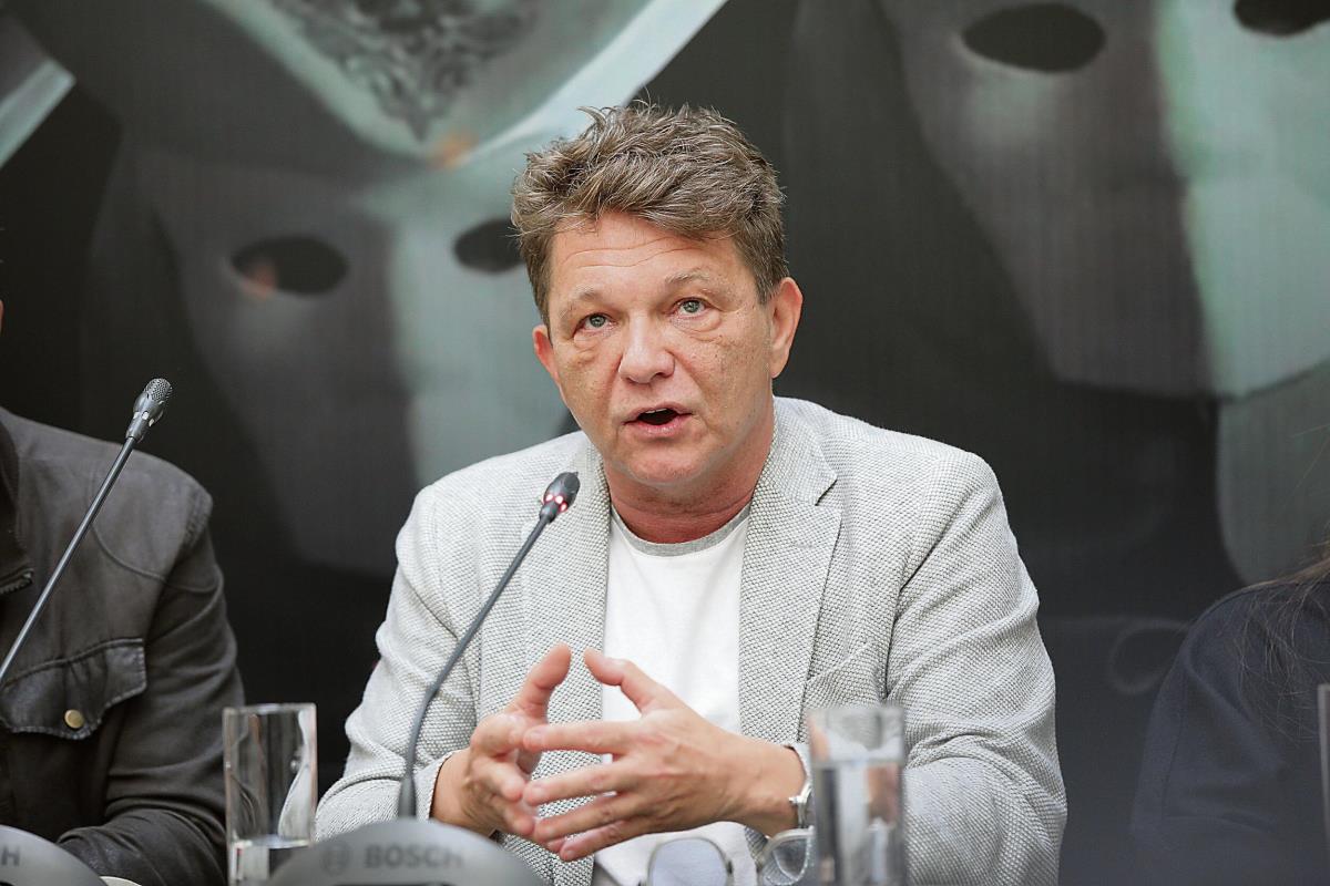 Bjela uz pomoć kocke uspeo da preživi u Americi | Kurir