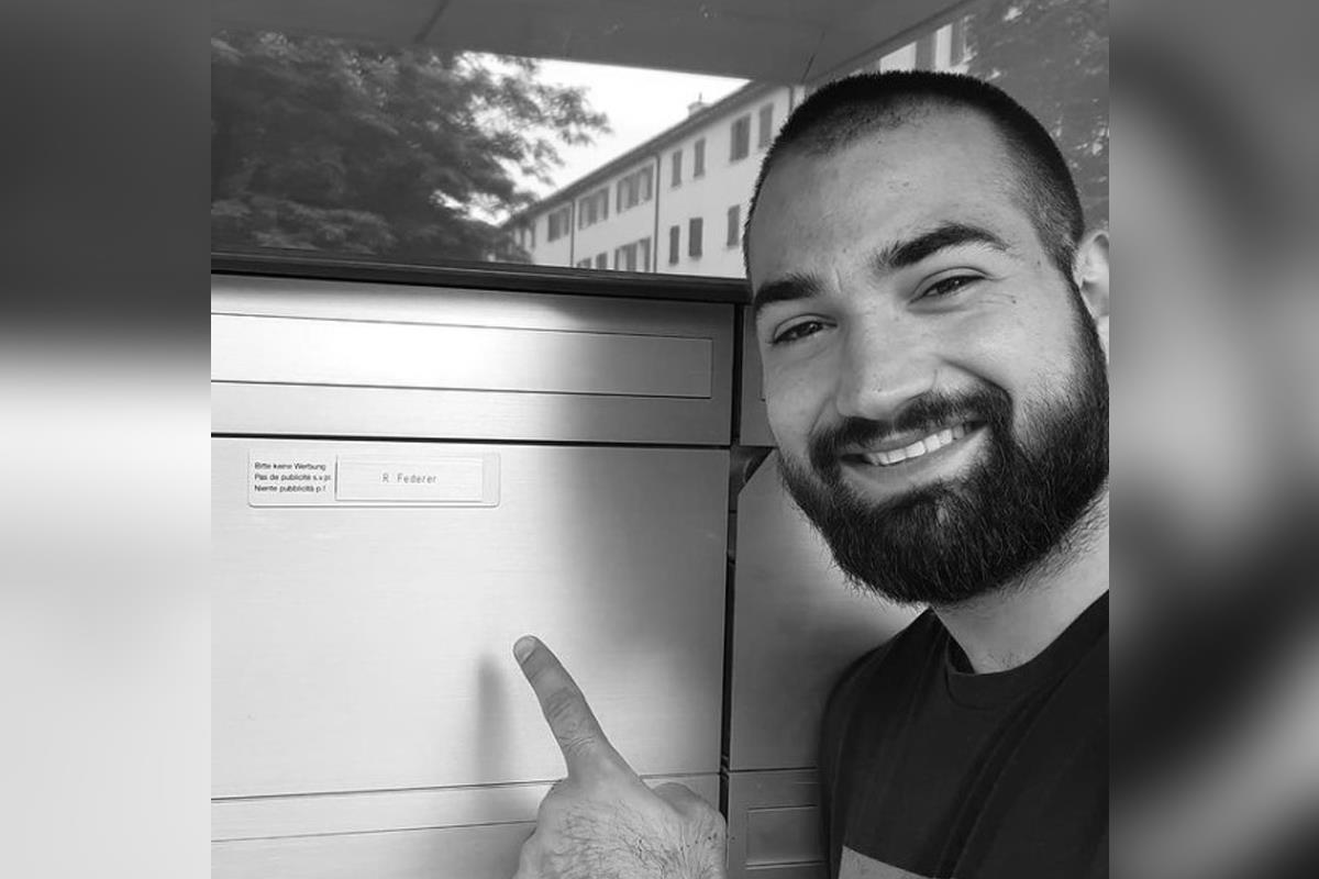 UBIŠE NAM NEBOJŠU NA PRAVDI BOGA: Bolne reči članova porodice mladića ... UBIŠE NAM NEBOJŠU NA PRAVDI BOGA: Bolne reči članova porodice mladića ...
