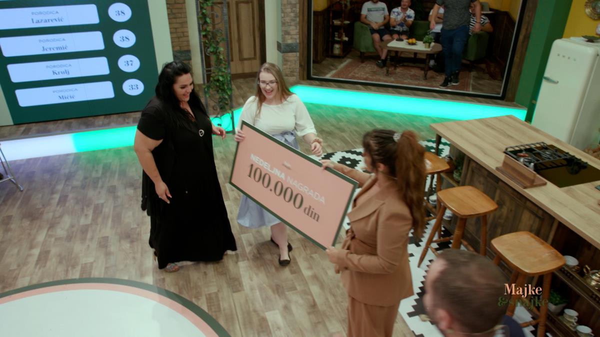PORODICA KOŠANIN IZ MAJKI I SNAJKI: I Seka nam je čuvala bebu dok smo ...