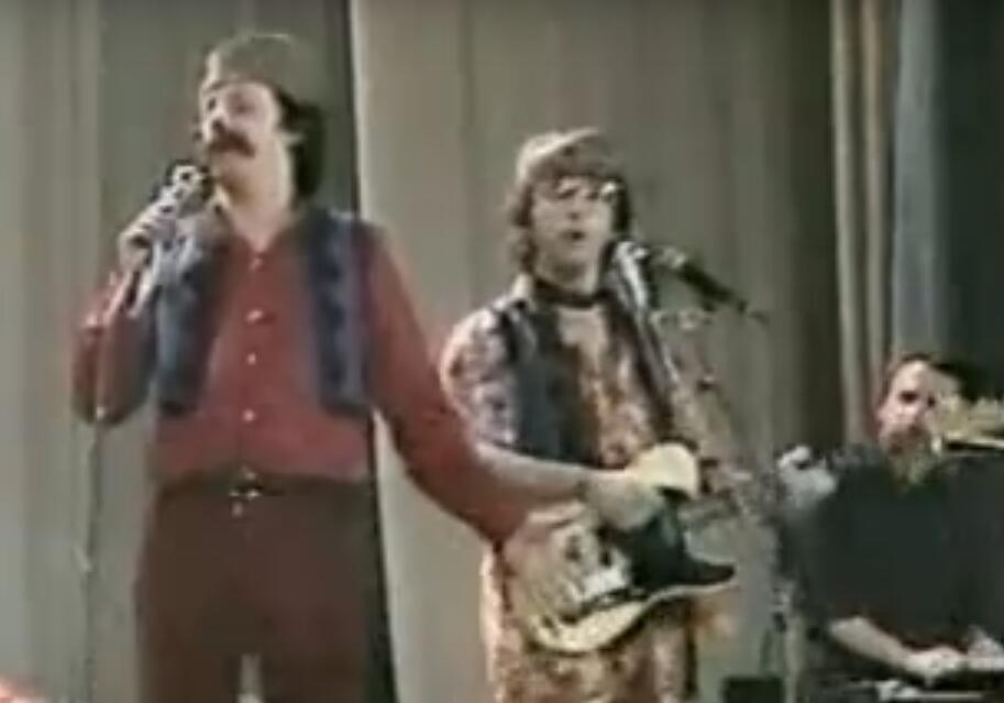 PREMINUO LEGENDARNI PEVAČ: Zvezda JUGOSLOVENSKE SCENE, član grupe ROKERI S MORAVU umro u 76 ...