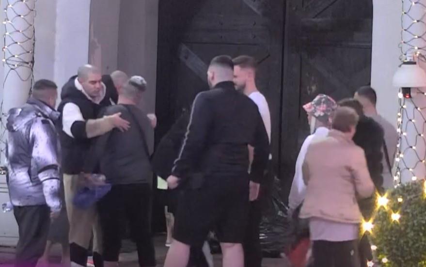 HITNO JE MORAO DA NAPUSTI ZADRUGU! Bane Čolak izašao iz rijalitija zbog ...