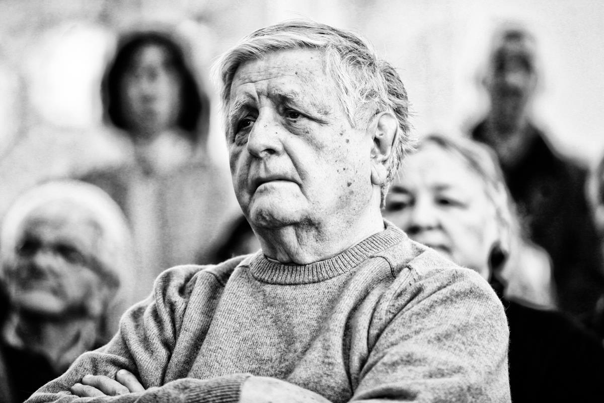 POZNATI GLUMCI OPRAŠTAJU SE OD ISTAKNUTOG REDITELJA: Tihomiru Staniću i ...