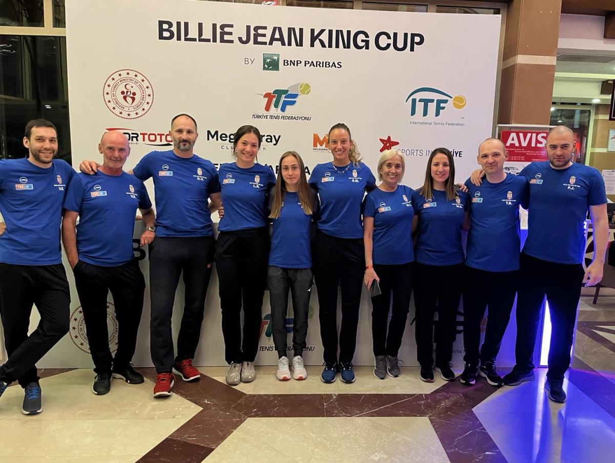 BILI DŽIN KING KUP: Selekcija Srbije odradila prvi trening u Turskoj ...