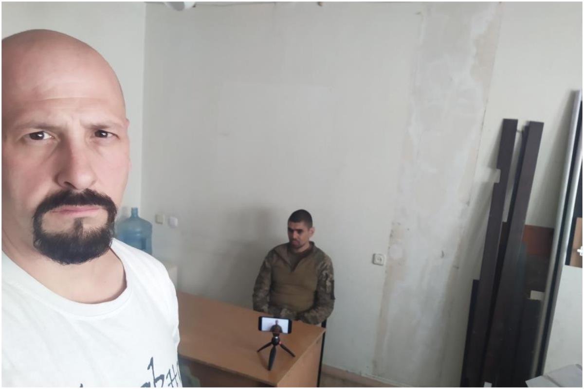 NOVINAR DANIJEL SIMIĆ OBJAVIO SLIKU SA HRVATOM KOGA SU RUSI ZAROBILI U ...