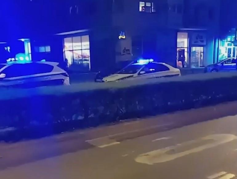 Vozila uništena, srča svuda po putu Sudar dva automobila u Novom Sadu (foto) - Naslovi.net