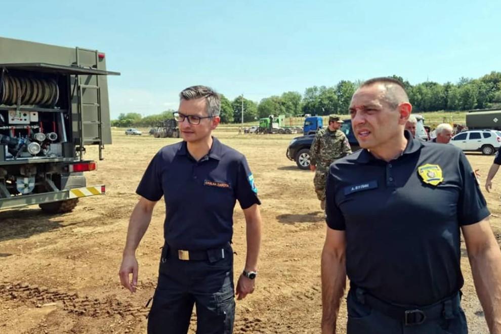 MINISTAR VULIN U SLOVENIJI: Dva helikoptera MUP-a pomažu u gašenju ...