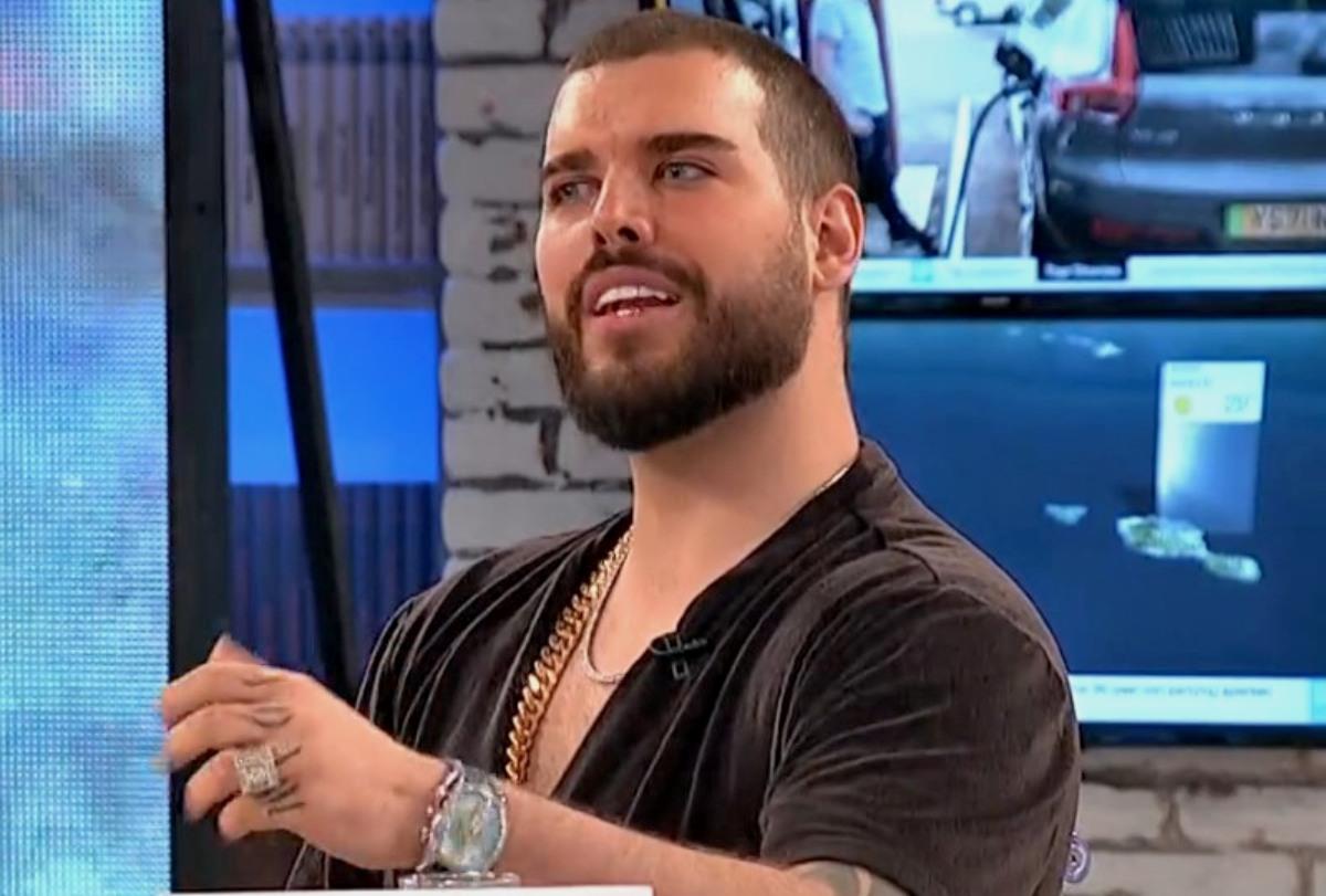 Adam Adaktar prvi put o porodici, parama, ženi | Kurir