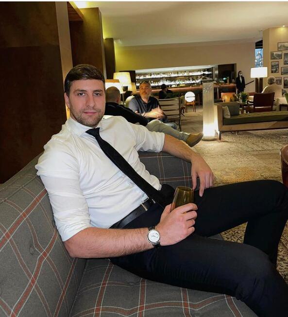 POGLEDAJTE KAKO "SANDŽAČKI DRAGULJ" IZGLEDA U OPUŠTENOM IZDANJU: Mladi ...