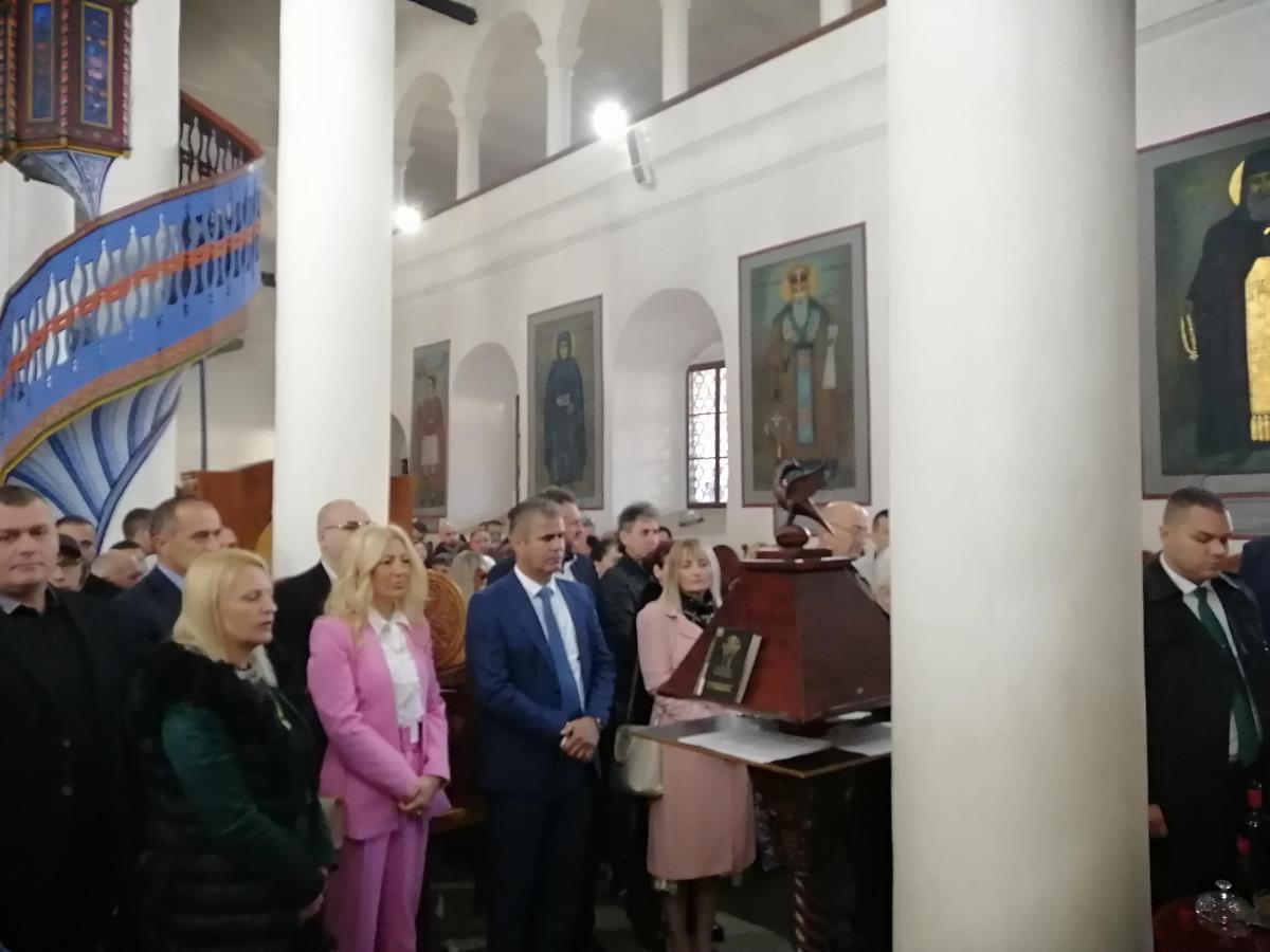 SVEČARASKI U VRANJU: Naprednjaci obeležili svoju slavu Svetu Petku ...