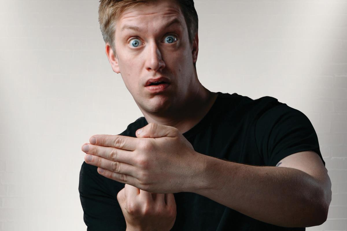 DANIEL SLOSS: Stand-up show koji rastura brakove širom planete | Kurir