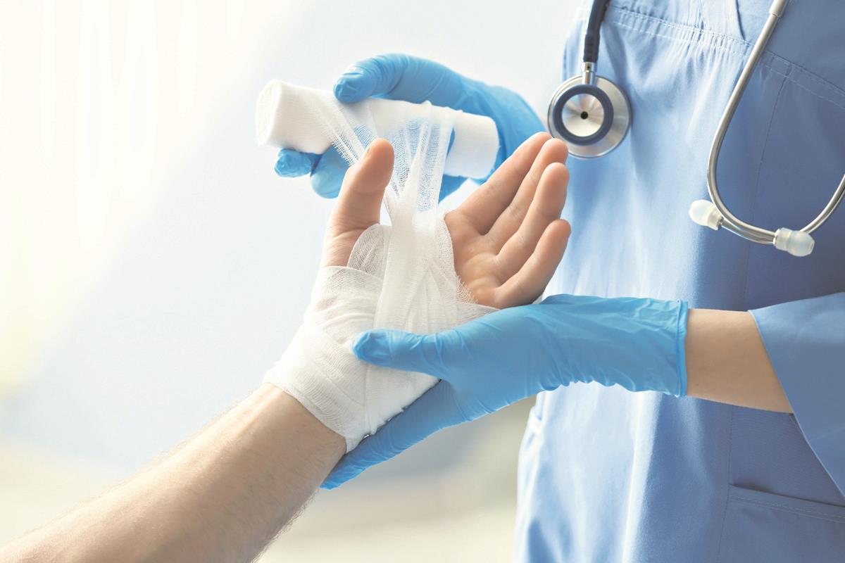 OPASNI IZAZOVI: Deca zbog petardi i vatrometa gube prste, šake ...