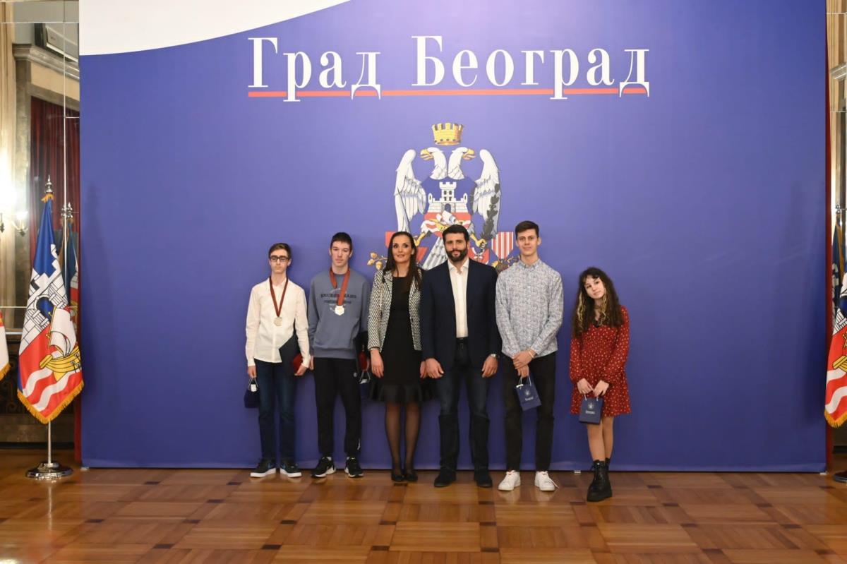 GRADONAČELNIK BEOGRADA ALEKSANDAR ŠAPIĆ: Grad će nastaviti da pomaže ...