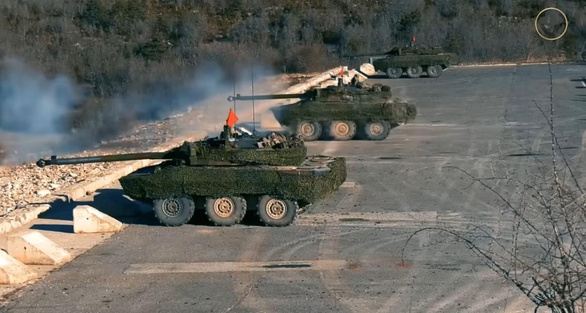 FRANCUSKA U KIJEV ŠALJE LOVCE TENKOVA AMX-10 RC: Bajden razmišlja o ...