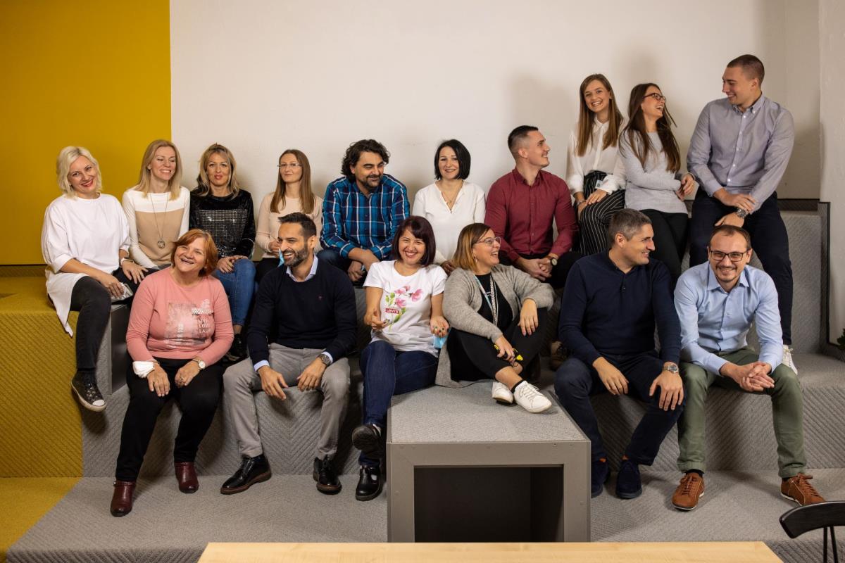 Kompanija Filip Moris Srbija osmi uzastopni put dobitnik „Top Employer ...