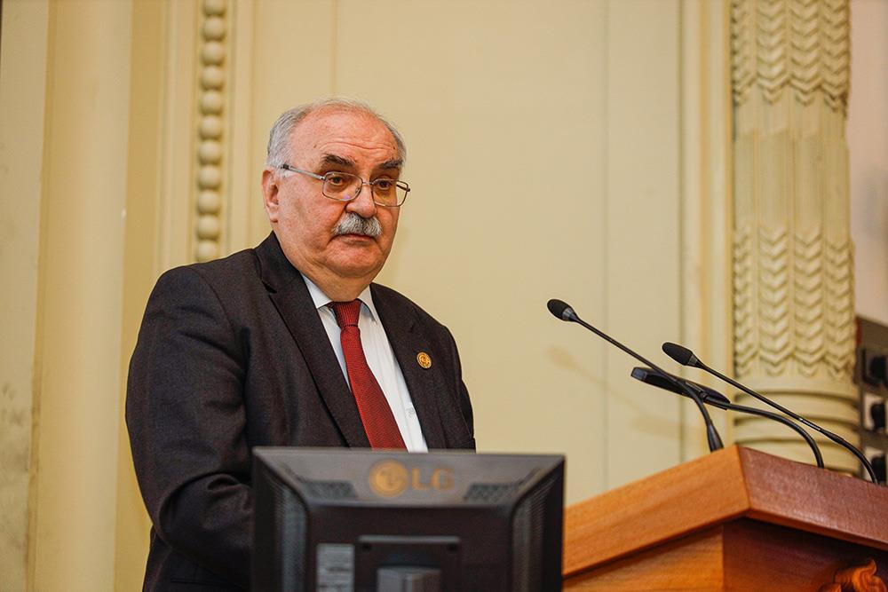 Novi predsednik SANU Zoran Knežević | Kurir