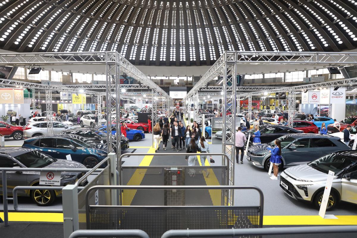 SKOK PRODAJE AUTOMOBILA U SRBIJI: Porast novih registracija čak 11,6 ...