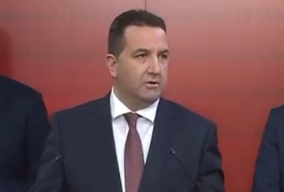 NAPADNUT POTPRESEDNIK DPS JEVTO ERAKOVIĆ NA PUMPI U PODGORICI: Građanin ...