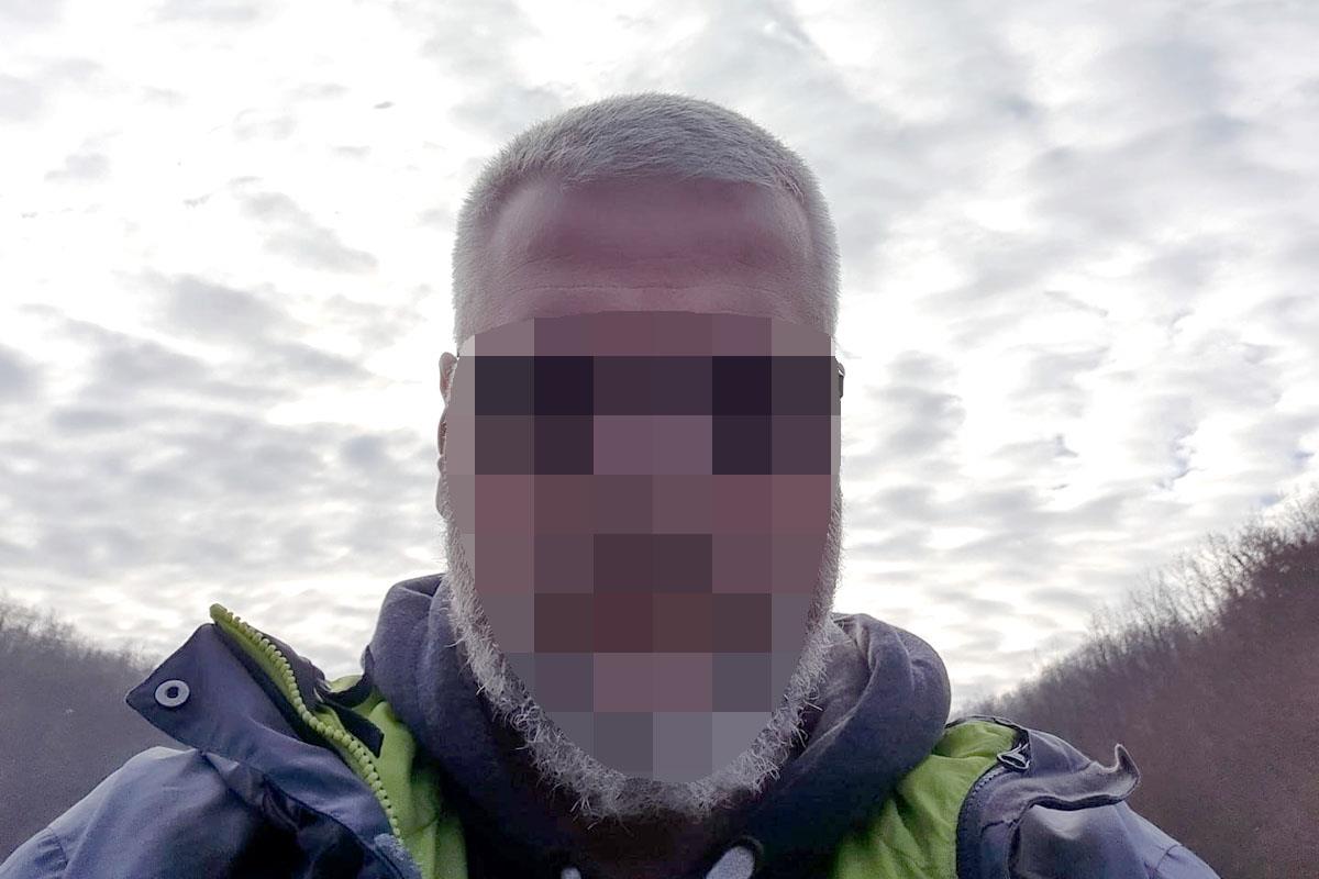 Produžen pritvor ocu dečaka-ubice iz Ribnikara | Kurir