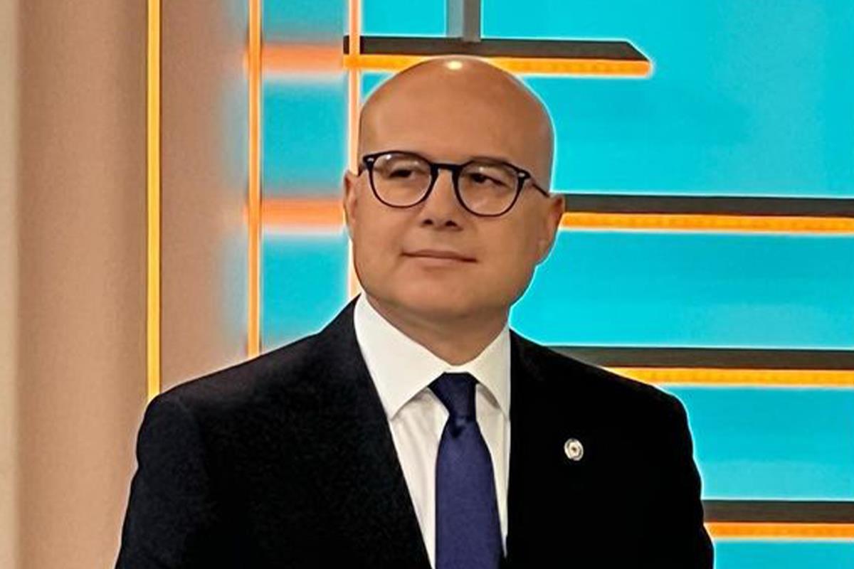 Ministar VUČEVIĆ poručio: SKUP 26. MAJA TREBA DA POŠALJE PORUKU I U ...