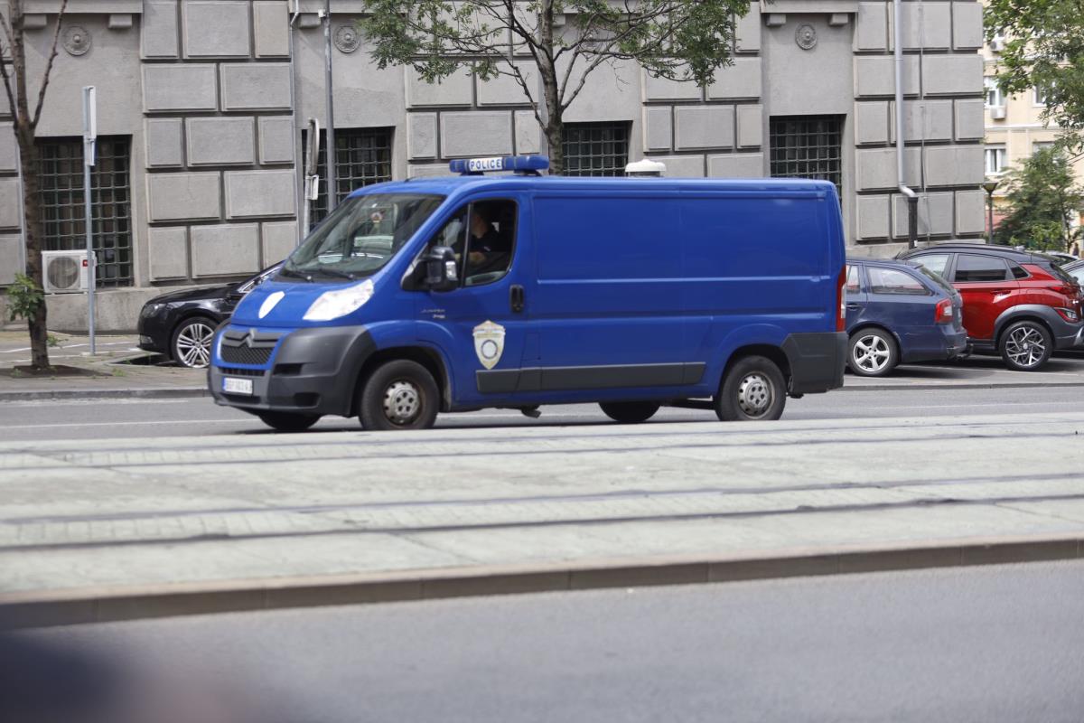 Blokaderu Stefanu T. koji je planirao državni udar određen kućni pritvor | Kurir