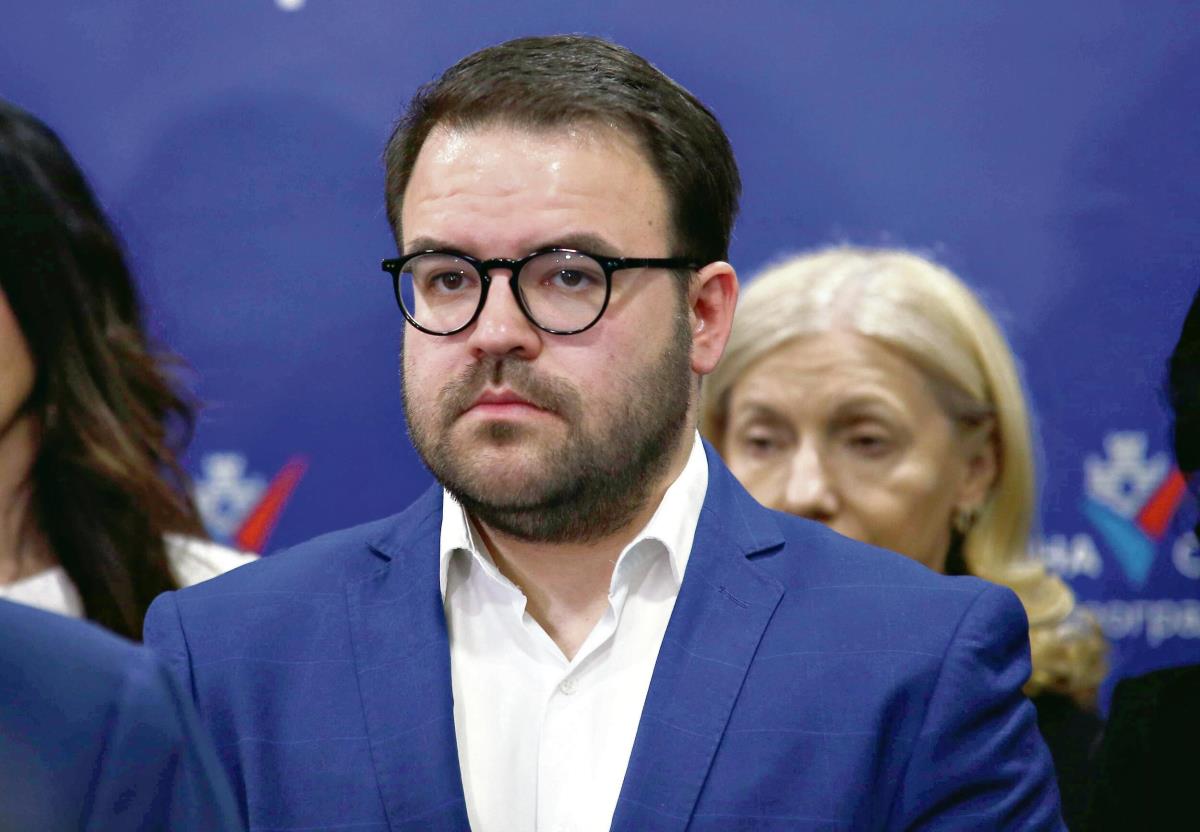 Ostavka Stefana Jovanovića | Kurir