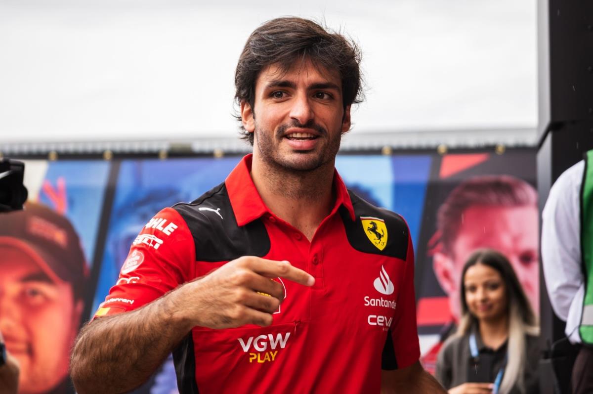 Karlos Sainc novi direktor Udruženja vozača Formule 1 | Kurir