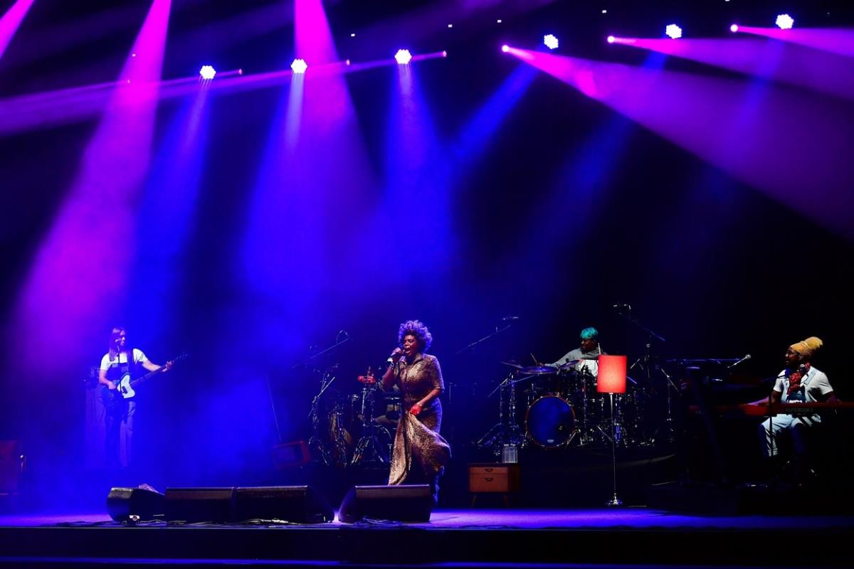 Gde je danas Mejsi Grej | Kurir