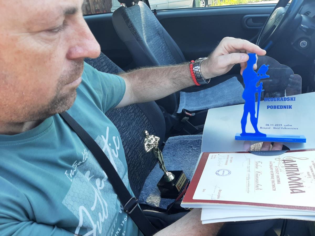 Muzičar tuži Prokuplje jer mu duguju poreze i doprinose | Kurir