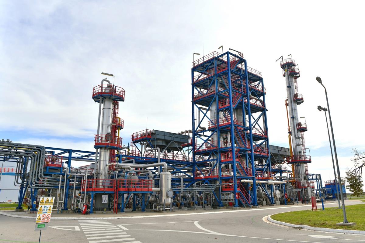 ŠEZDESET GODINA RAFINERIJE GASA U ELEMIRU: Od pogona za pripremu i ...