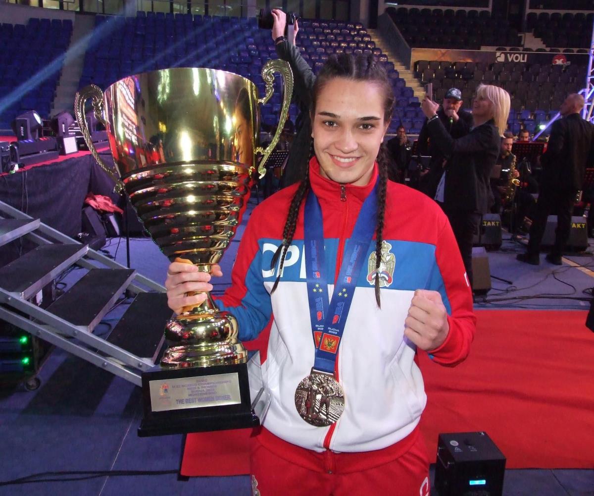 Sara Ćirković osvojila zlatnu medalju na šampionatu Evrope do 22 godine ...