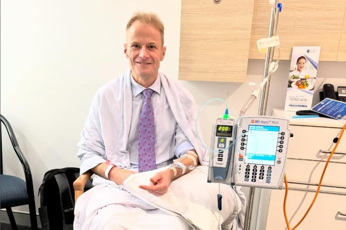 Dr Ričard Skolier se suočio sa akresivnim tumorom na mozgu i rešio da ...