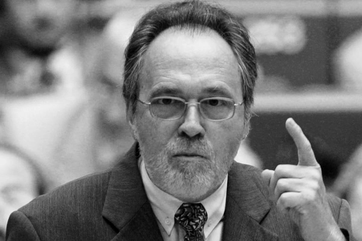 Preminuo Dik Marti | Kurir