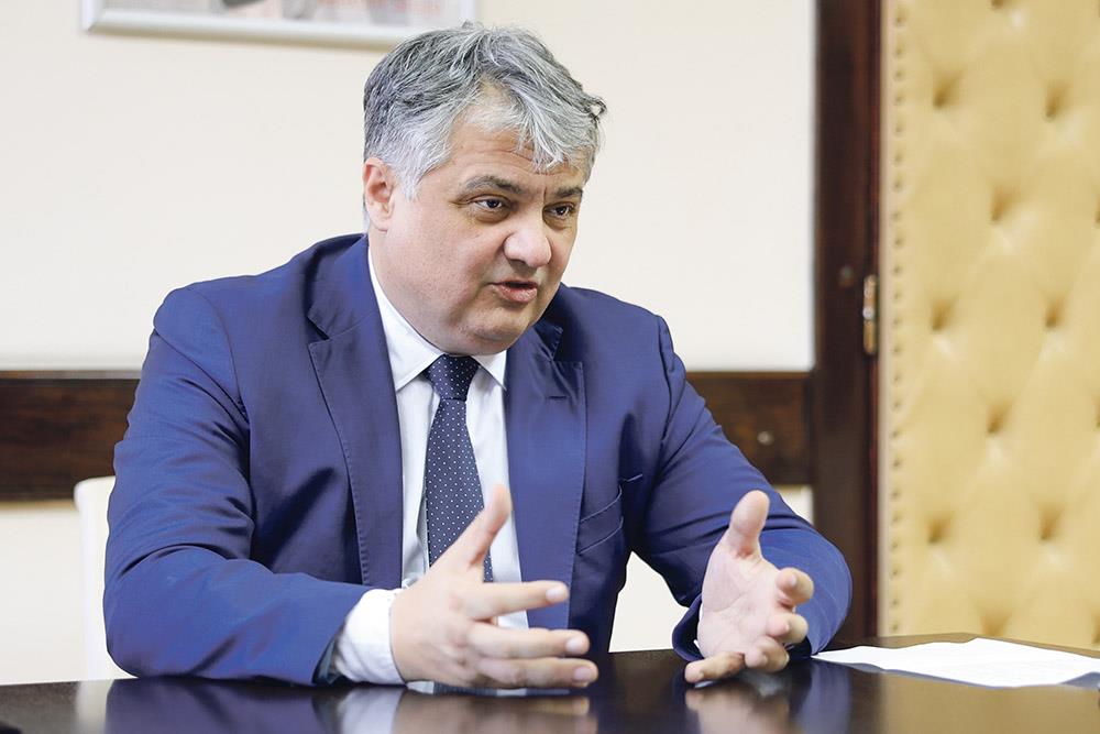 Lučić: Aleksandra Subotić iz Junajted Medije radi za Telekom Srbija | Kurir