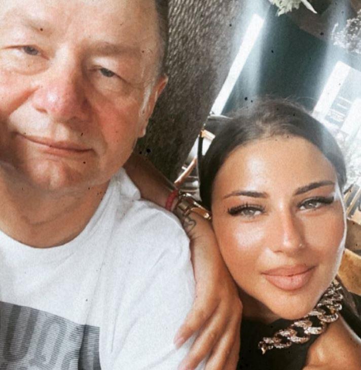 Otac nastradale pevačice otkrio šta se dešava sa članovima porodice nakon tragedije | Kurir