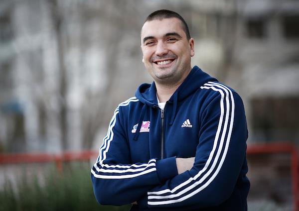 Film „Brate“ o Dejanu Milojeviću osvojio Grand pri na festivalu ...