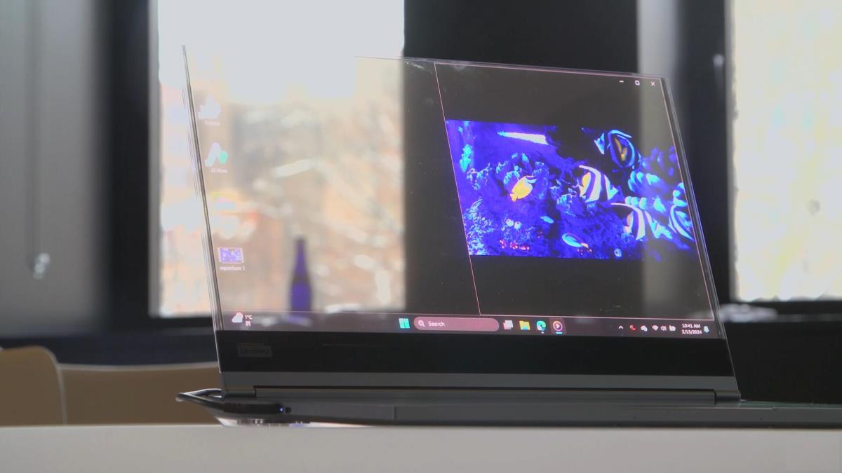 UPOZNAJTE LENOVO PROJECT CRISTAL: Ovo je prvi laptop na svetu sa ...