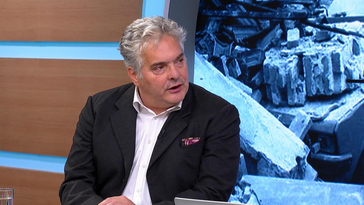 KAKO MISLIŠ DA VODIŠ GRAD I DRŽAVU AKO NISI U STANJU DA PRAVILNO ...