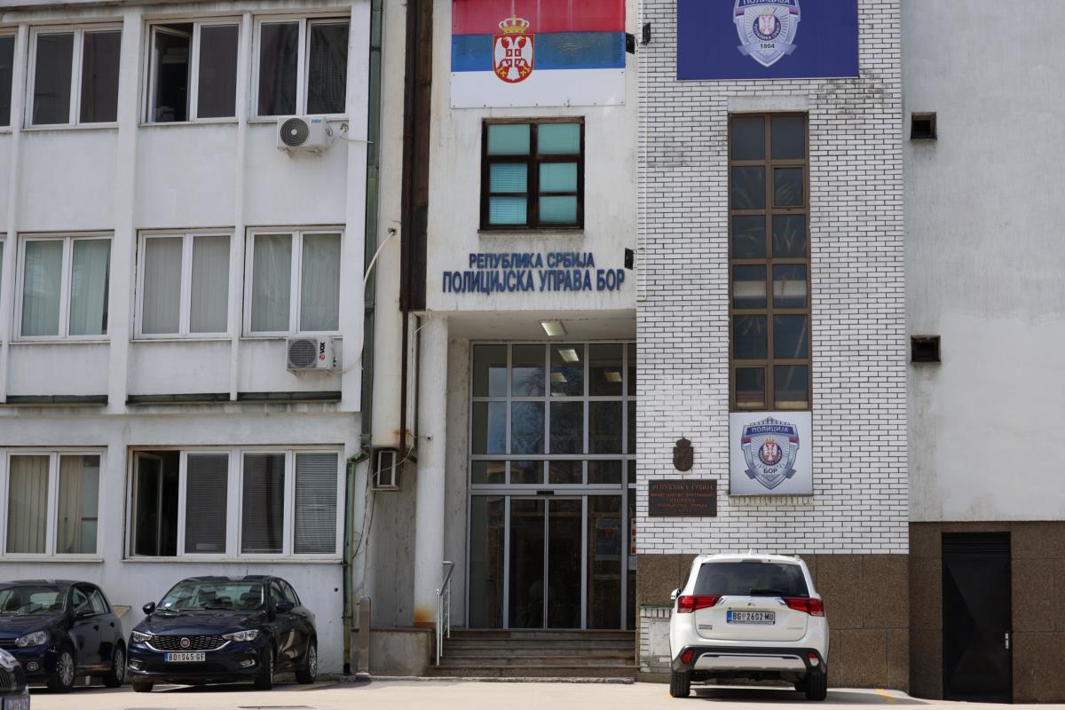 Majka nestale Danke Ilić četvrti dan u policiji | Kurir